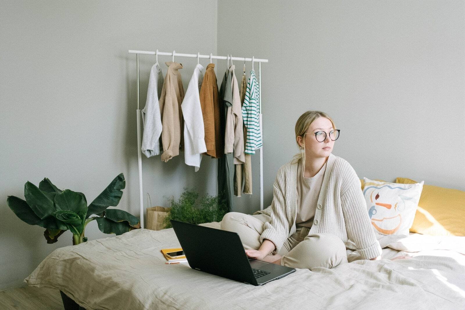 Work At Home - Jobs You Can Do Without Leaving Home